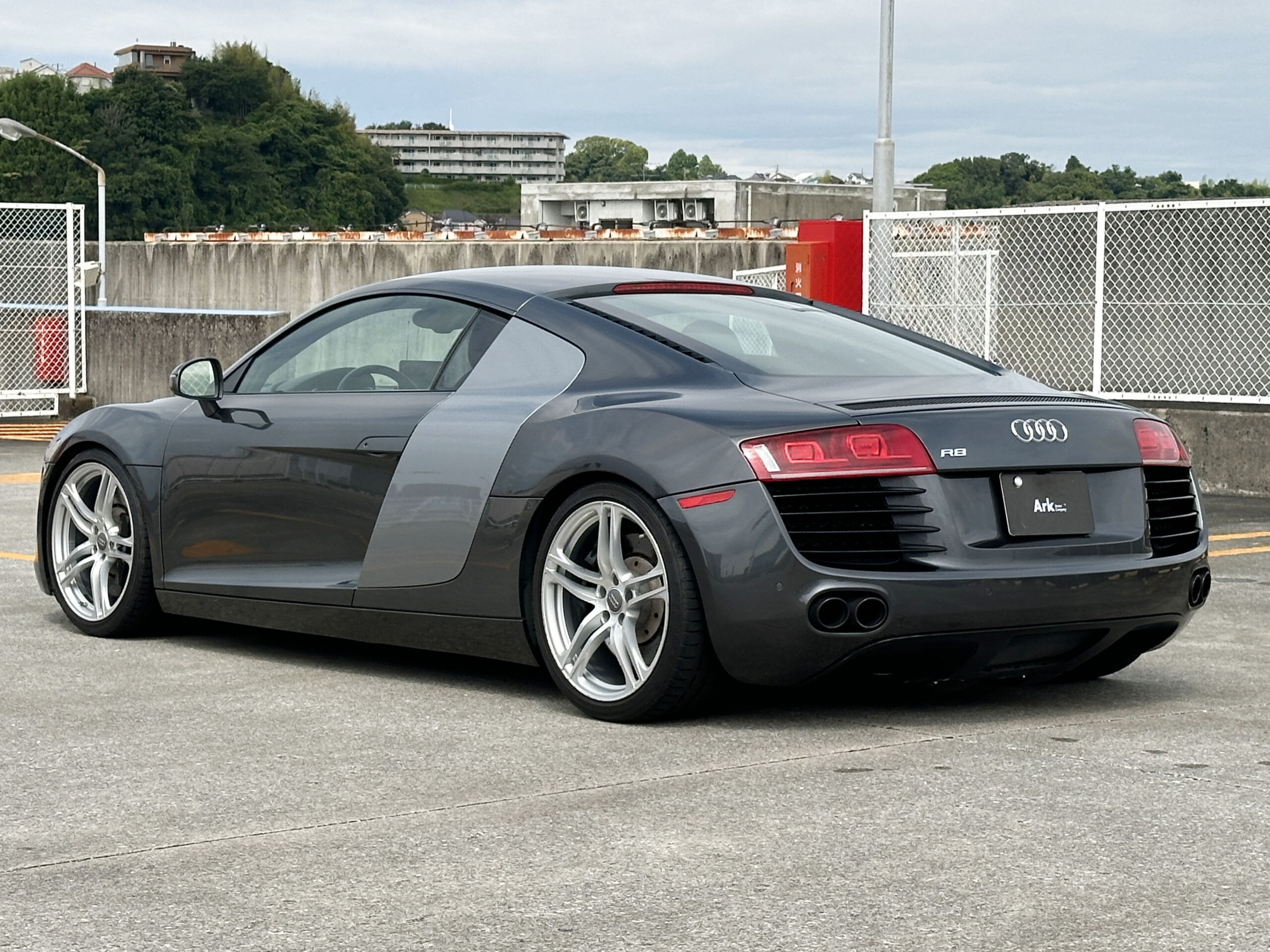 audi r8 mt(アウディ R8)の中古・販売・買取