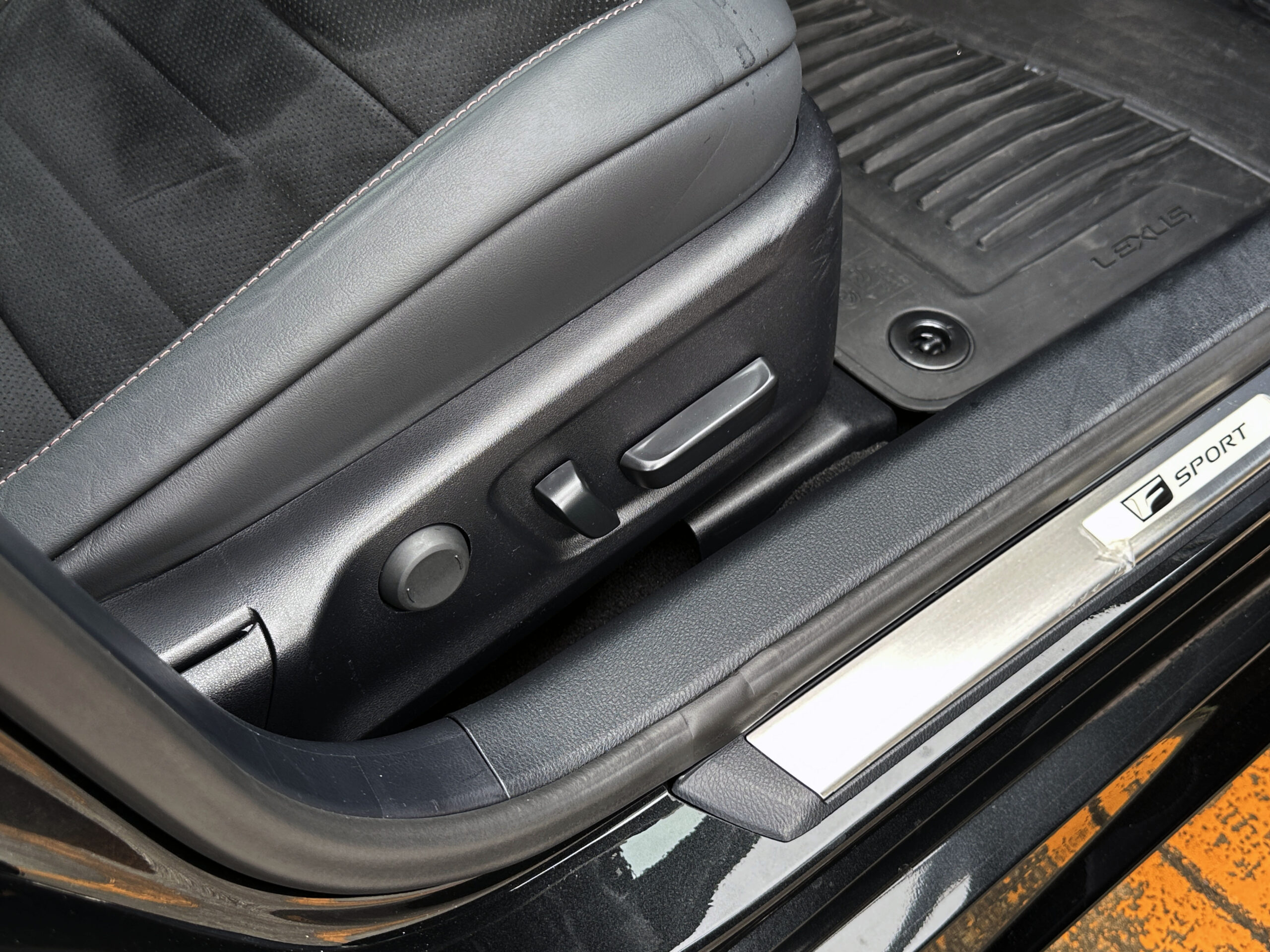 LEXUS IS500 F SPORT Performance First Edition - Ark Motor Company 横浜の外車 ...